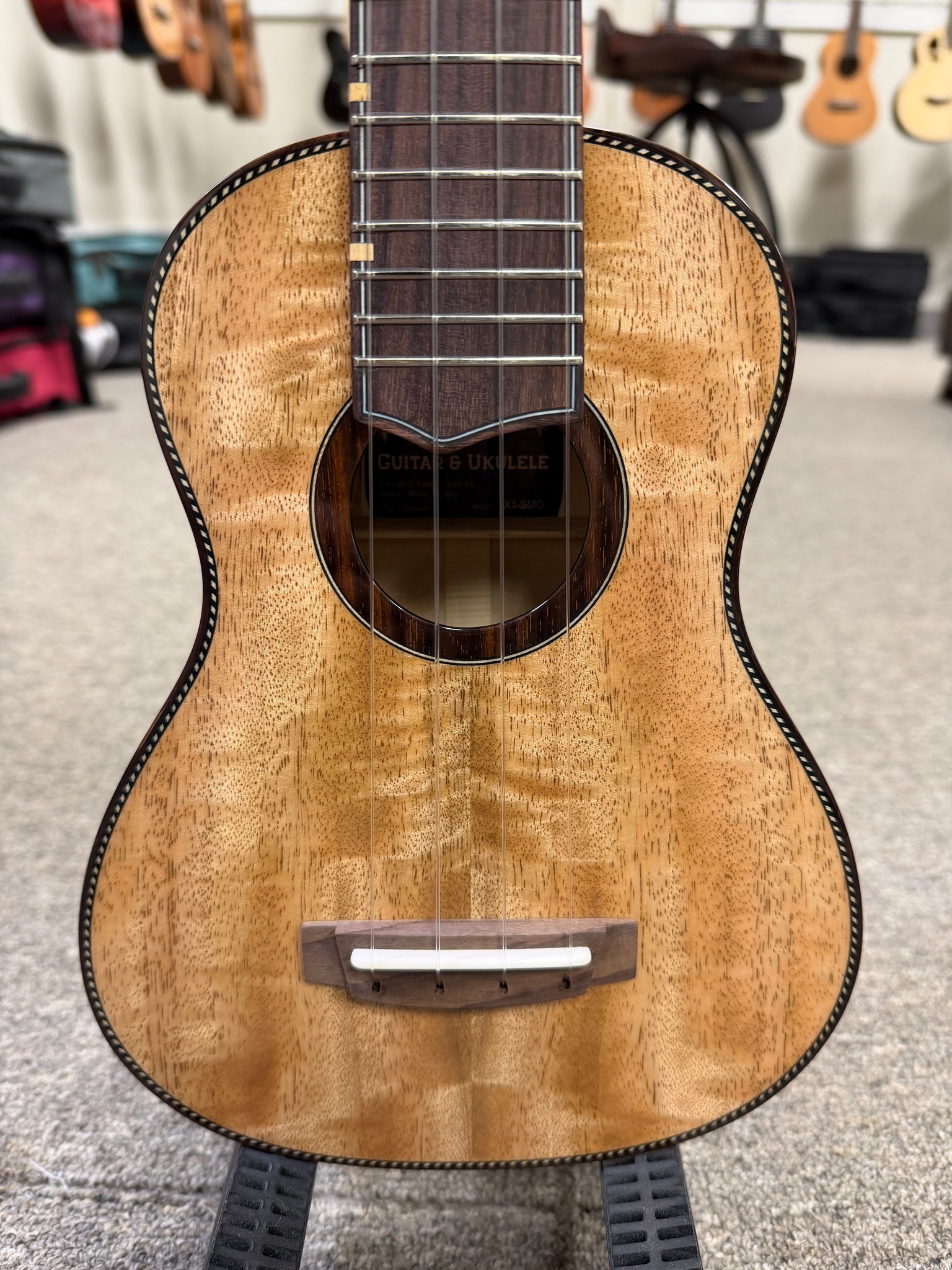 Oli X1-SMG Solid Mango Soprano Ukulele w/Case - Aloha City Ukes