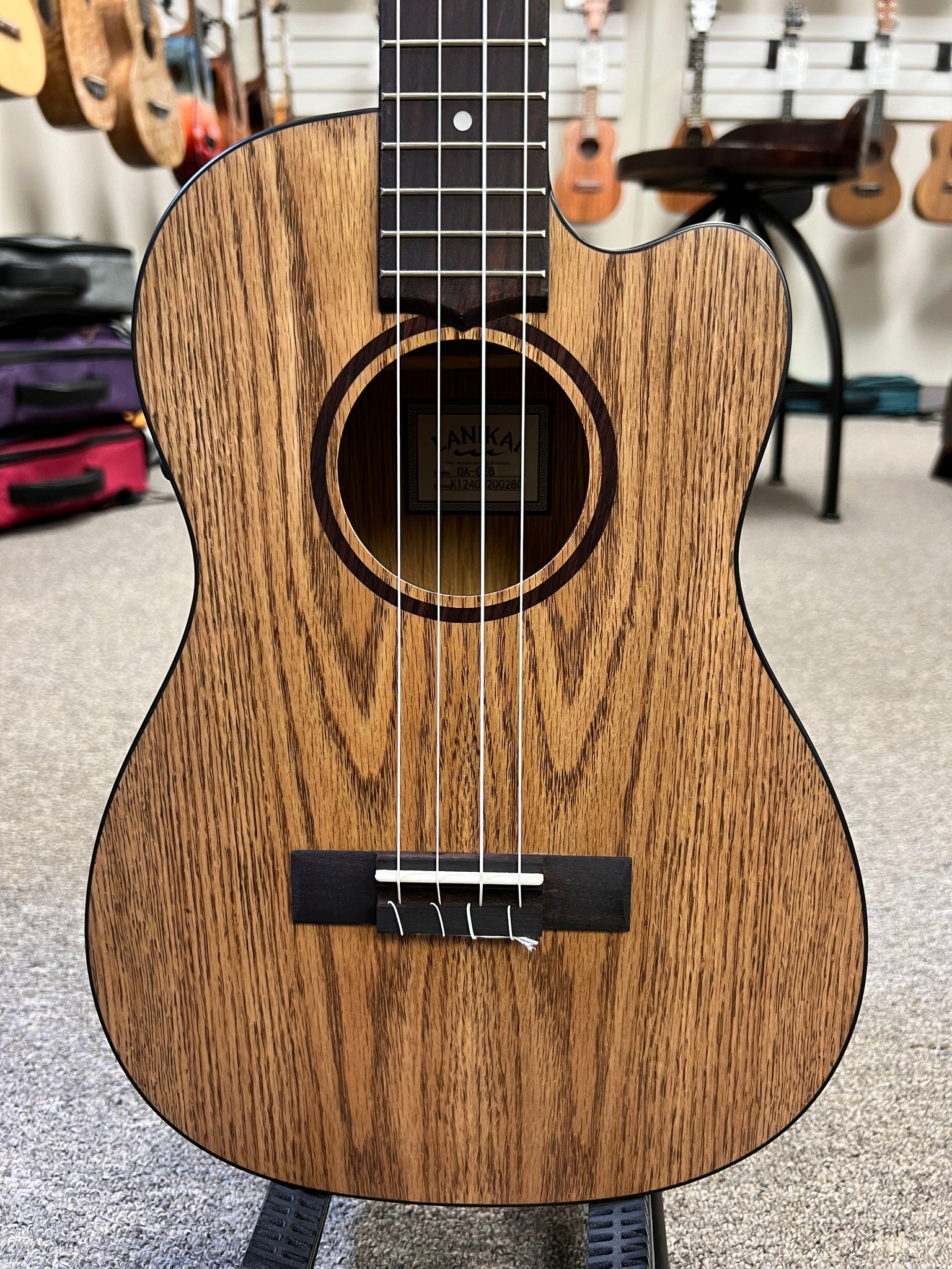 LANIKAI OA-CEB Oak Electric Baritone Ukulele w/Case - Cutaway/Fishman ...