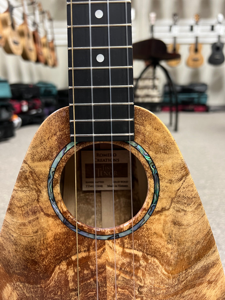 Romero Creations Solid Spalted Mango Tiny Tenor Ukulele w/Case #1 ...